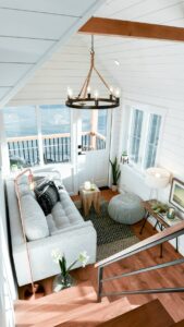 Cette mini maison possède un espace extérieur privatif - Tiny House France